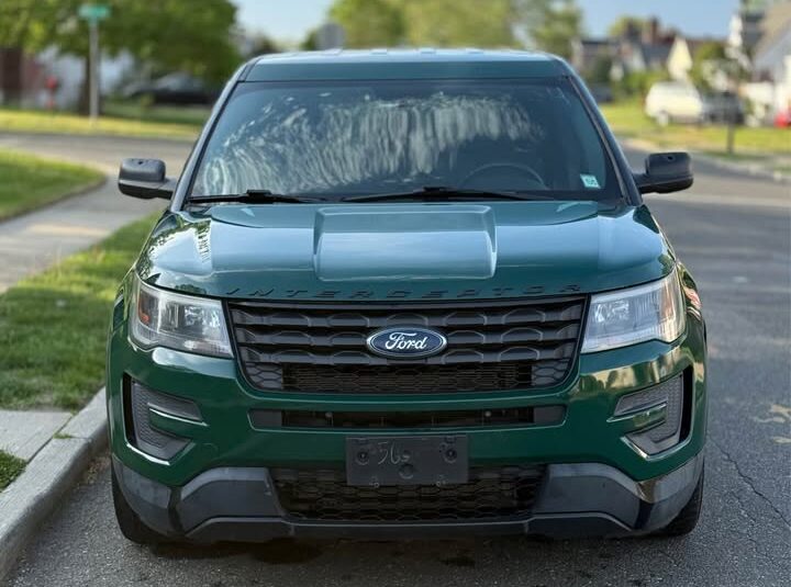 2017 Ford Explorer – AWD – Malik Auto